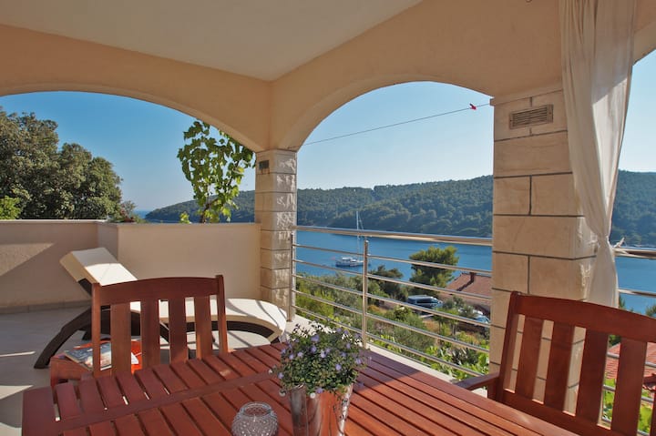 Lovely Apartment 3+1 Near The Sea L - Vela Luka