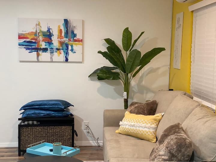 50% Off! Cozy And Lovely 2bds W/ One Bath! - Torrance, CA