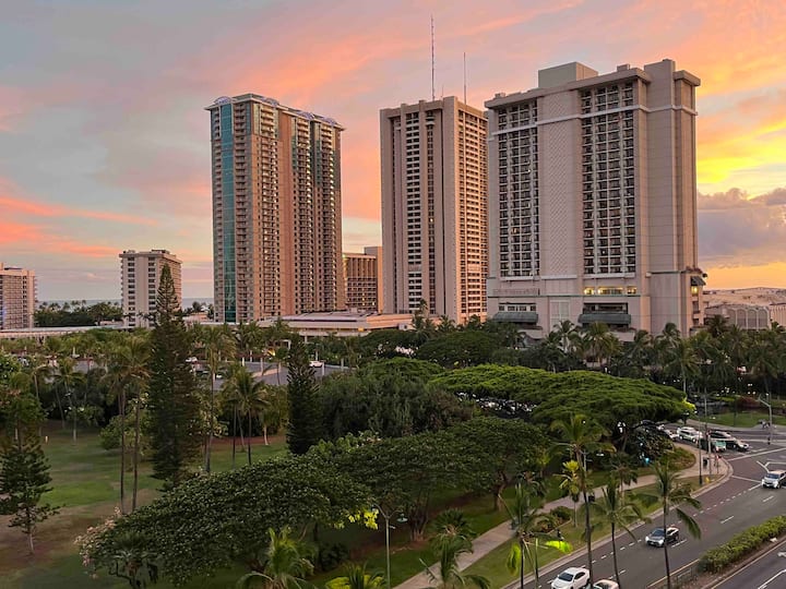 Waikiki Studio* Ocean View*close To Beach - 檀香山