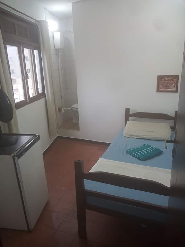 Pousada Suítes Individuais Mais Barato De Macaé - Macaé