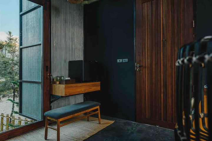 Stay Pilafarm: Evergreen - Thailand
