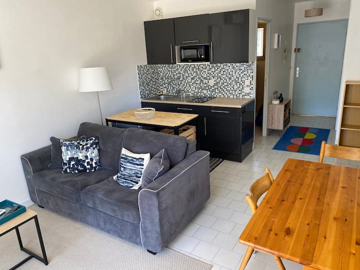 Appartement Proximité Plage Et Port De Hyeres - Giens