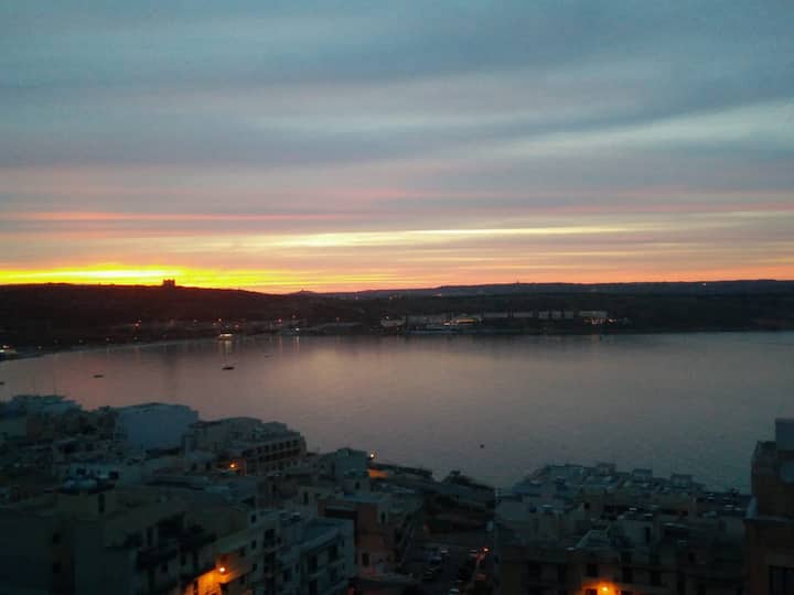 Modern Mellieha Apartment With Sea Views - Malta