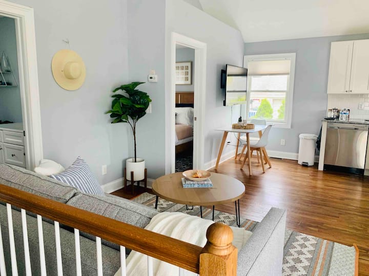Modern Beach Retreat, 3 Blocks To Beach! - Belmar, NJ