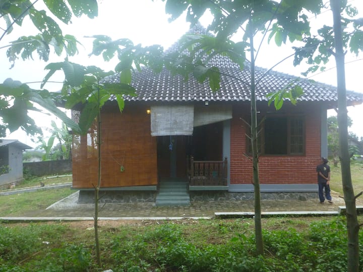 Cozy Cabin In Selabintana - Sukabumi