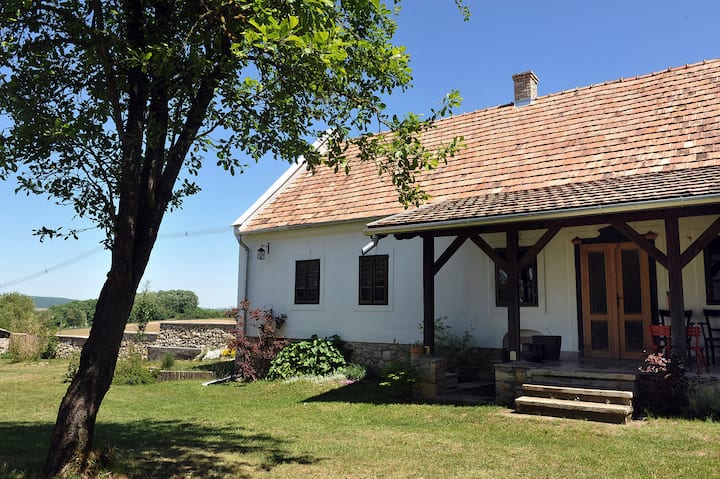 Barnag Village House - Hungria