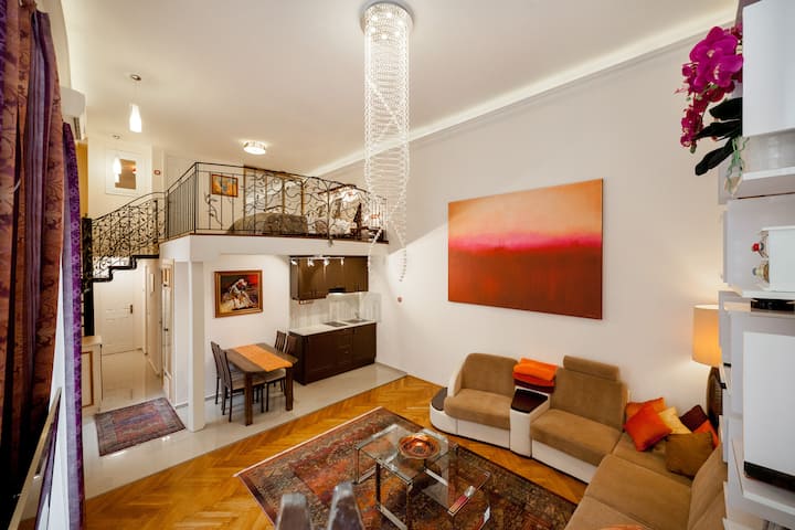 Can't Stand Average? - Budapest