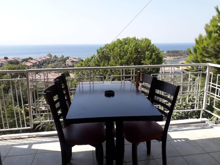 Yılancı Burnu Ve Samos Manzaralı Merkez 10 Dakika - Kuşadası