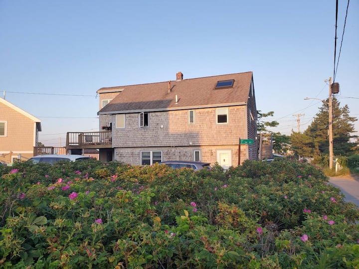 Steps From Beach And Lighthouse -Beautiful Sunsets - Newburyport, MA
