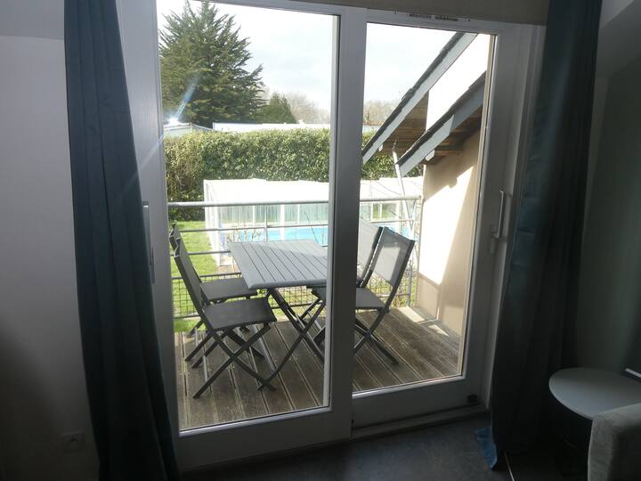 Proche Mer, T3 65m², 2ch, 2sdb, Piscine Chauffée - Belz