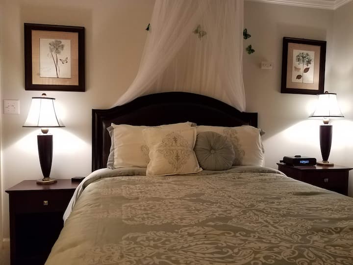 Southern Comfort - Stockbridge Lakes Bed & Breakfast - Stockbridge, GA