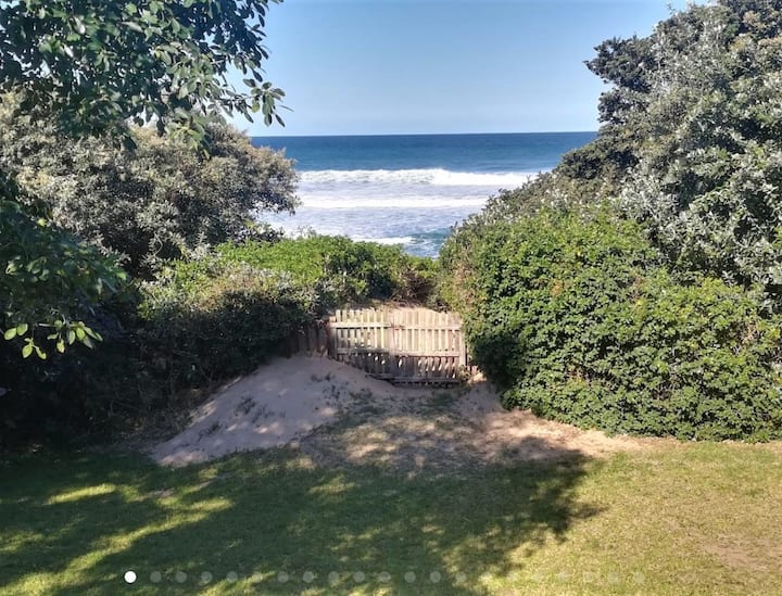 The Tweni Beach Cottage - Port Shepstone