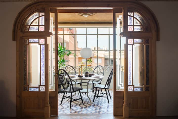 Piso Modernista Grande A -