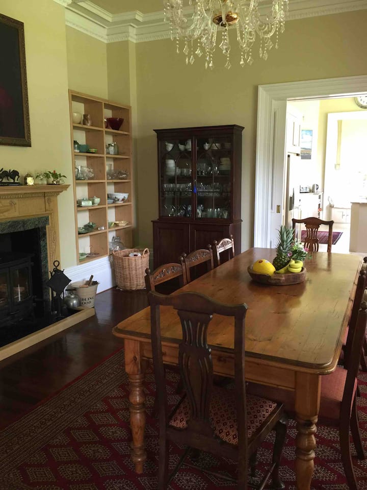 Historic Cod House In Village Setting - Jersey