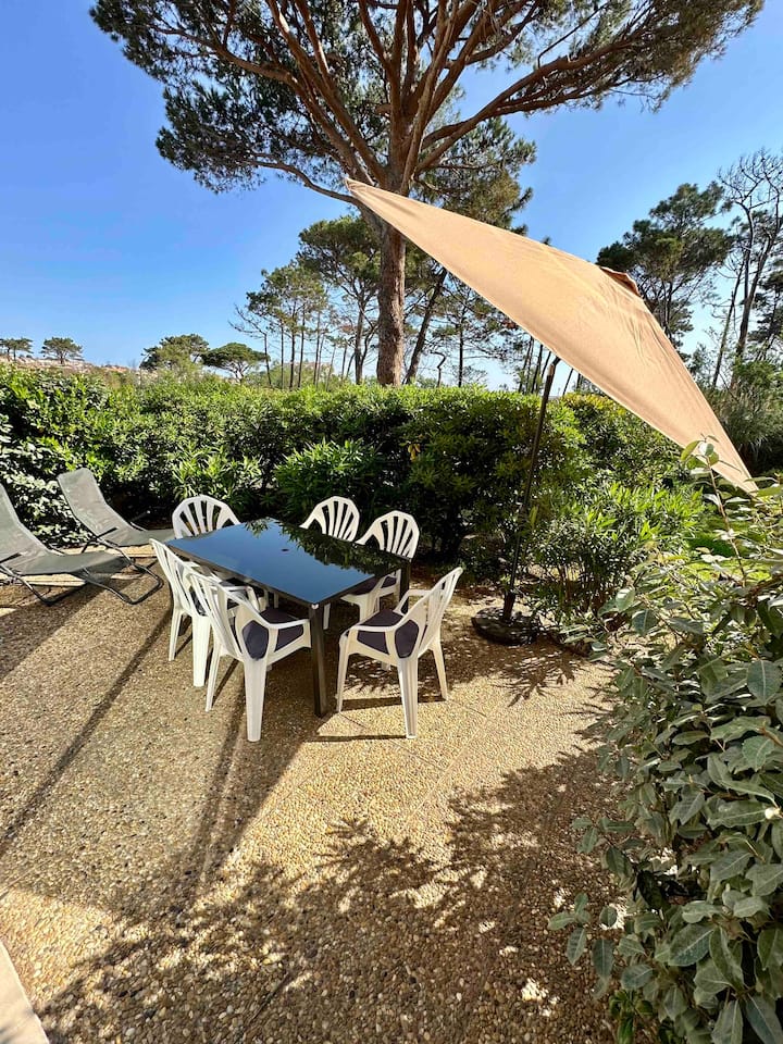 Grand Appartement - Belle Terrasse Et Accès Plage - Calvi