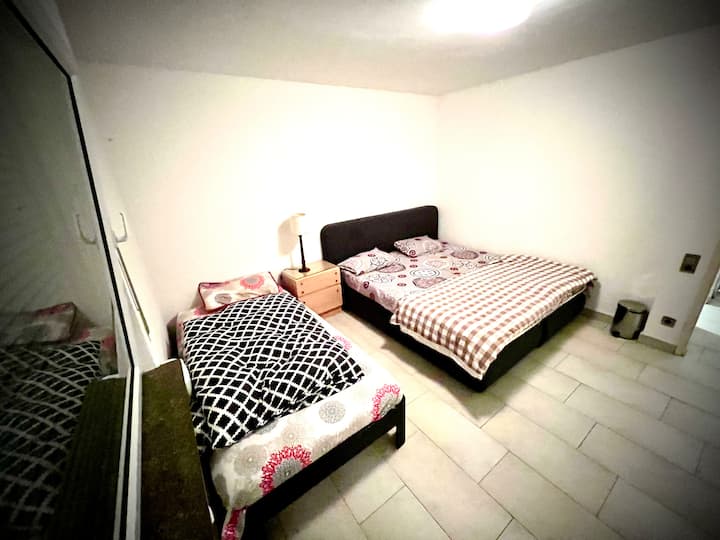 2 Zimmer Mit 6 Betten - Darmstadt