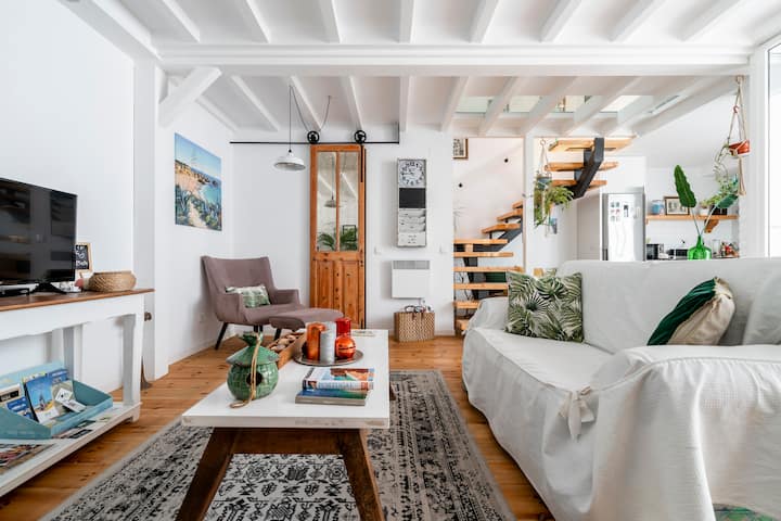 Modern Traditional Mix Townhouse At Faro Downtown - Faro