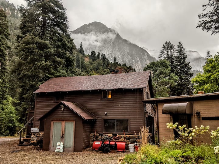 Mountain Apartment Located In Bigcottonwood Canyon - Snowbird, UT