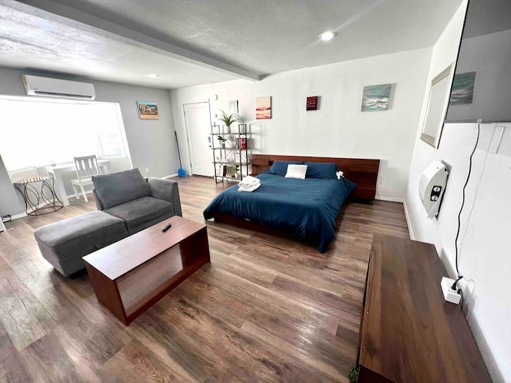Spacious & Modern Loft - Remodeled, Near Ft. Bliss - El Paso, TX