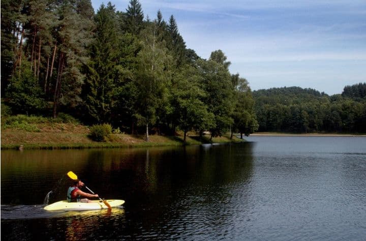 Au Bord Du Lac D'egletons... - Égletons