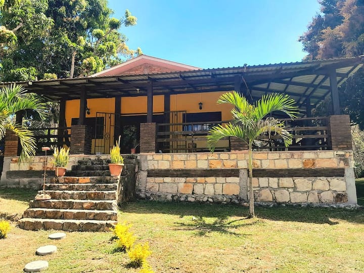Mountain House - Santa Rosa de Copán