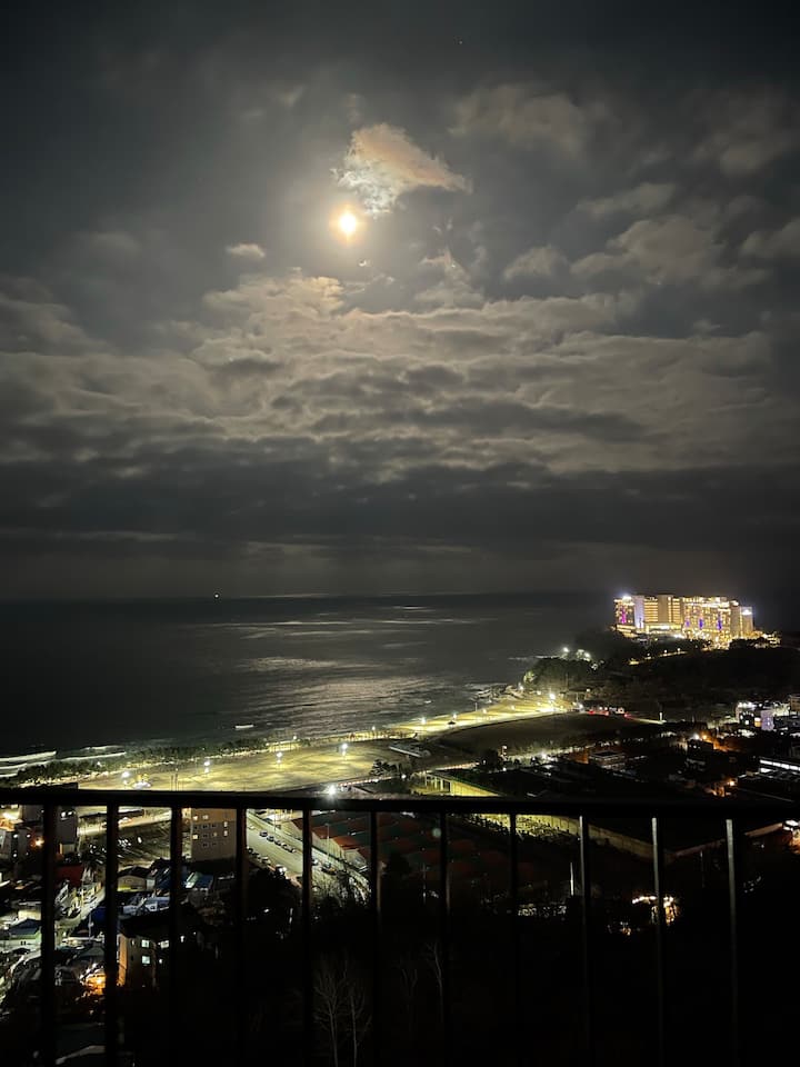 High-rise Residence With The Best Ocean View - Südkorea