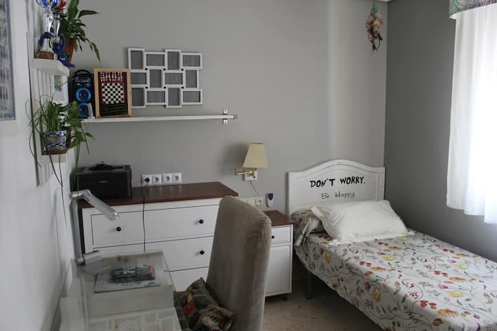 Single Room In Historic Center Of Cordoba - Córdoba, Spanien