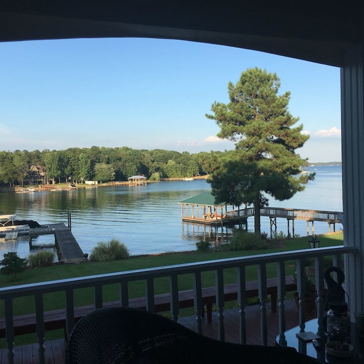 Cozy Cove On Lake Norman, Charming & Quiet, R&r - Mooresville, NC