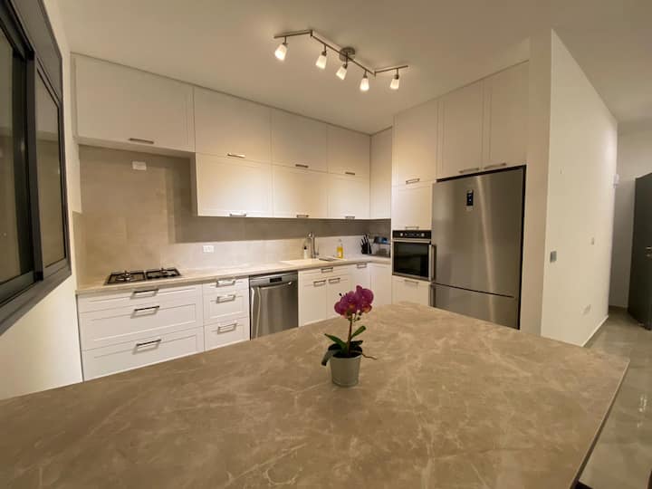 Luxurious 4 Bedrooms-ocean View Apartment - Israele