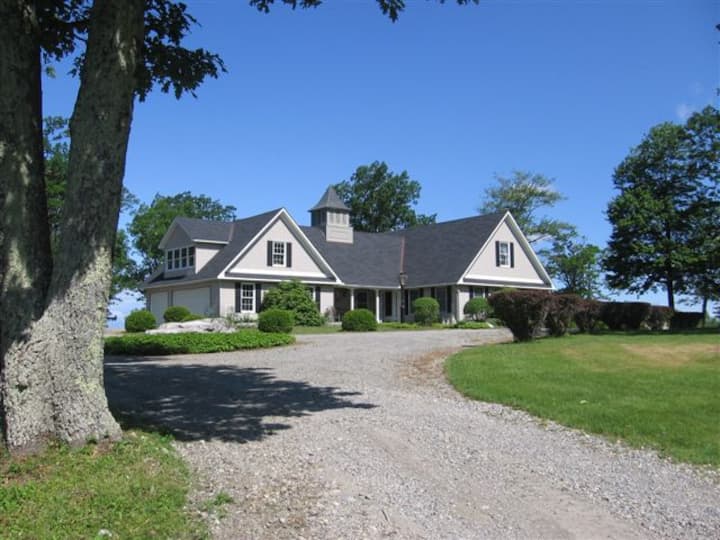 Sharon Country Estate On 300 Acres - Kent, CT