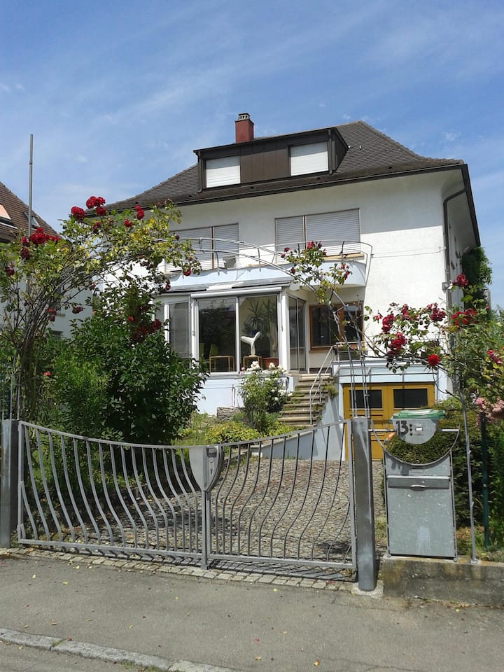 Super Unterkunft Ruhige Wohnlage Mit Prima ÖPnv - Stuttgart