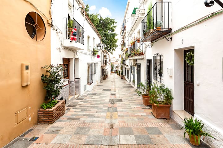 Exclusive Townhouse Oldtown 
Large Rooftop Terr! - Marbella