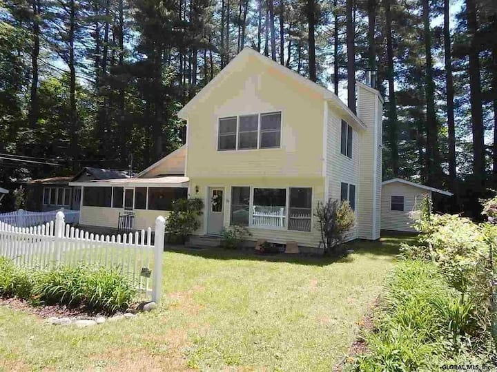 Lake George Getaway Home - Lake George, NY