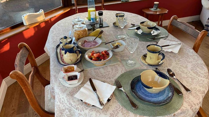 Lakeside View One Bed House - County Kerry