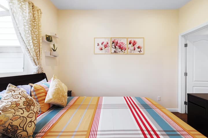 【B】comfy,separate Entrance&private Bath Guest Room - San Francisco, CA