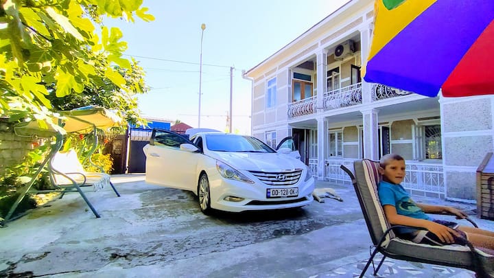 Zaza House In Batumi - Batumi