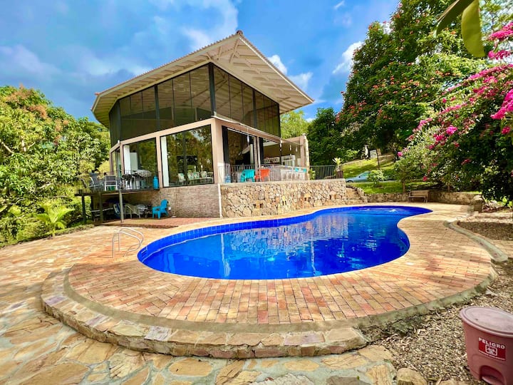 Anapoima Vintage Y Natural - Apulo