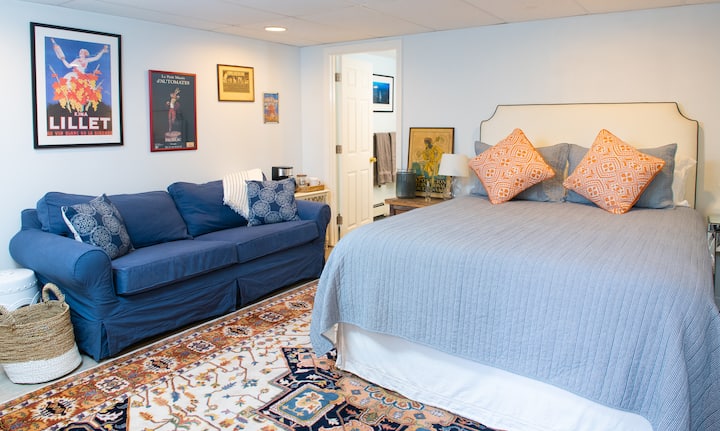 Ca’n Azul  Private Guestroom Suite - Newport