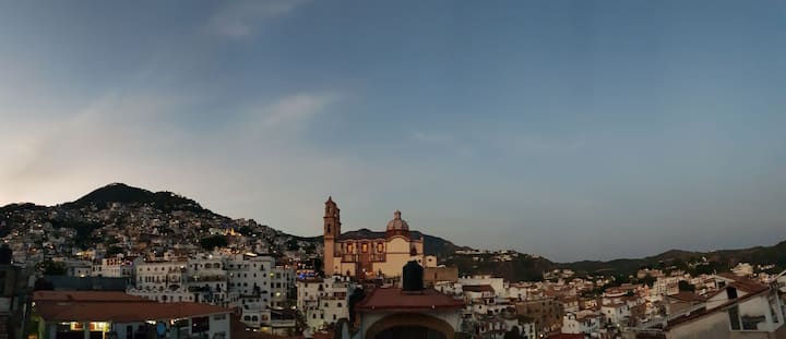 Departamento Con Terraza Y Vistas Privilegiadas. - Taxco
