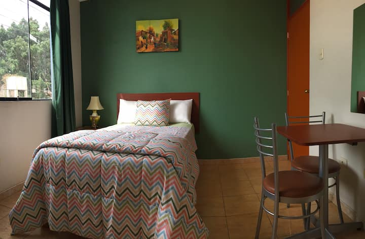 Cute Room With Private Bathroom In A Hostel - Nazca