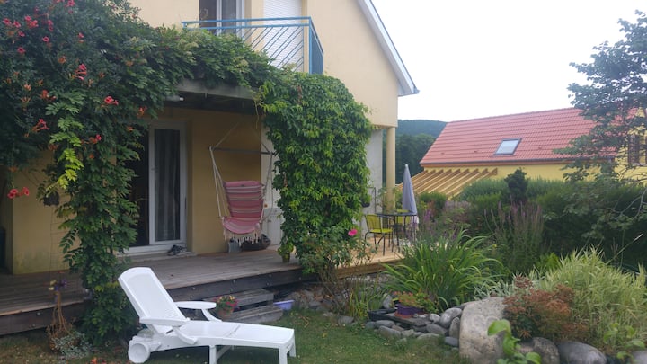 Alsace, Chambre Avec Vue  - Petit Dej - Munster