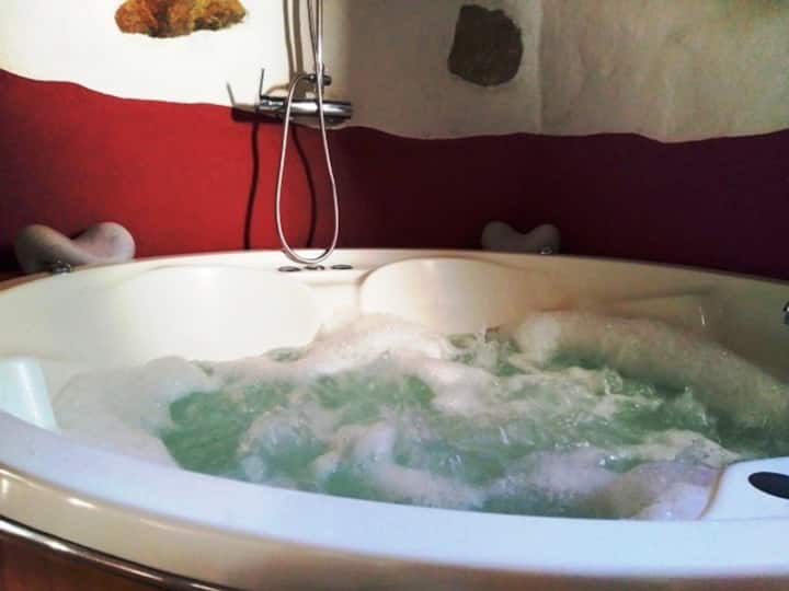 Estancias Románticas En Pareja.jacuzzi Privado. - Culla