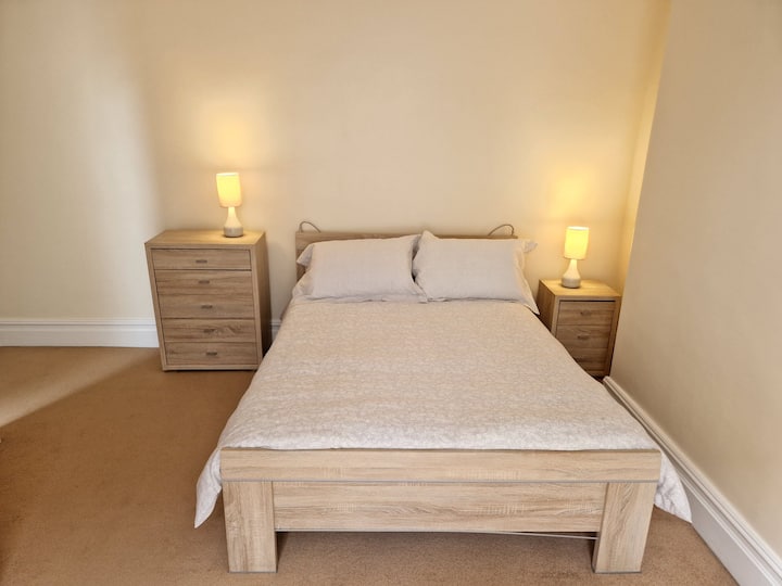 Double Ensuite Room In The Heart Of Buxton. - 巴克斯頓