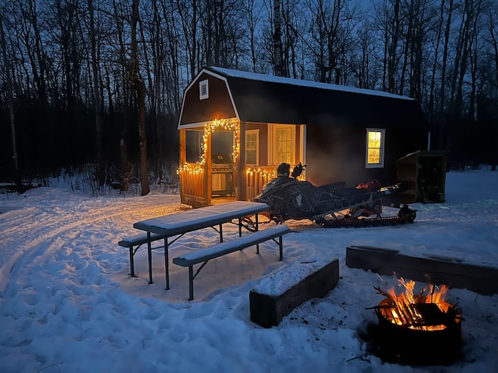 Rustic Family Friendly Off Grid Cabin - Alberta