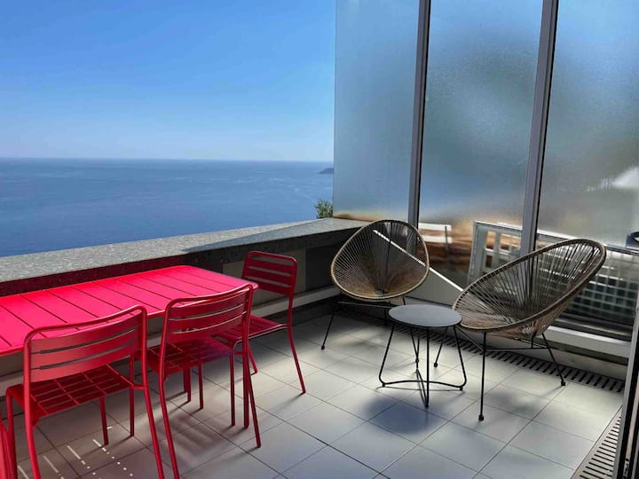2 Pièces - Cap D'ail Avec Piscine Et Parking - Cap-d'Ail