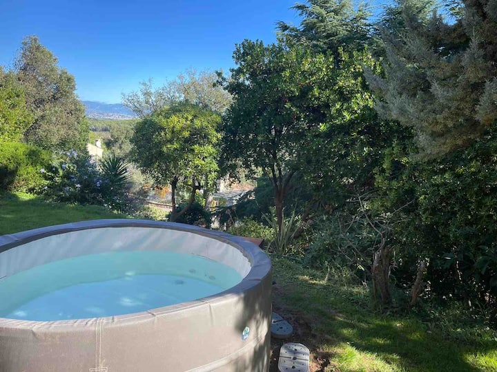 Ravissante Suite Avec Jacuzzi Privatif - Vallauris