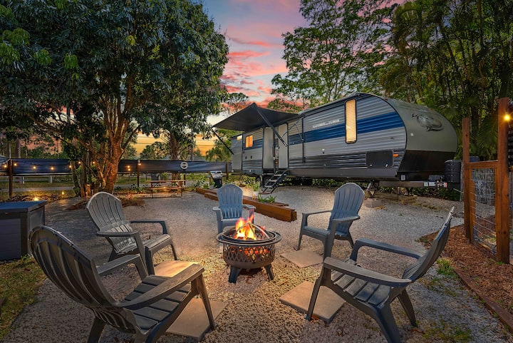 Cherokee Hideaway: 15 Mins To Beach - Jupiter, FL