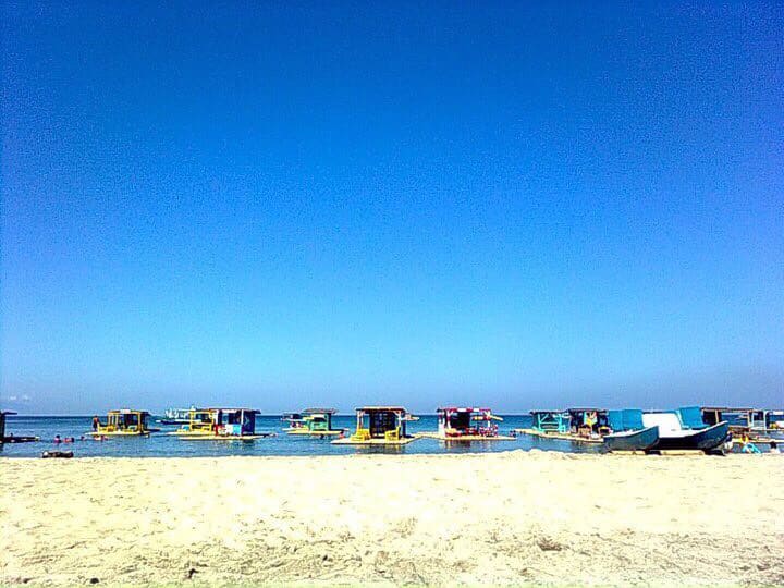 Raa Emilyn Beach Resort - 6 Rooms (20-24pax) - Calatagan