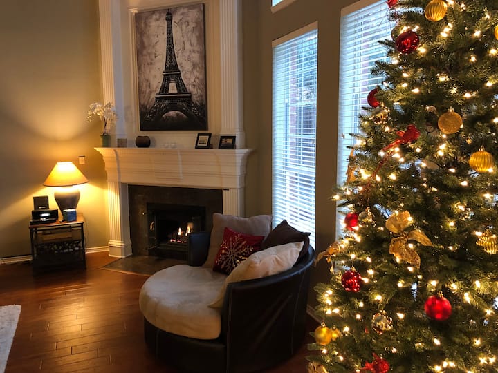 Spacious House 4br/3,5ba + Pool/spa Near Dfw - Irving