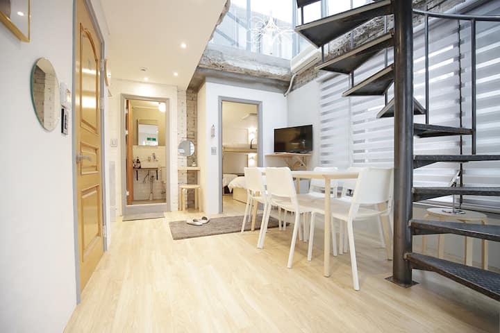 ★1min-hongdae-st.★4br & 4bath★rooftop ★Self-bar★ - Seoul